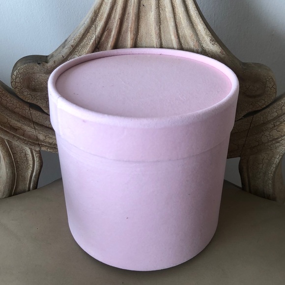 Storage & Organization | Felt Material Small Pink Round Container Has ...